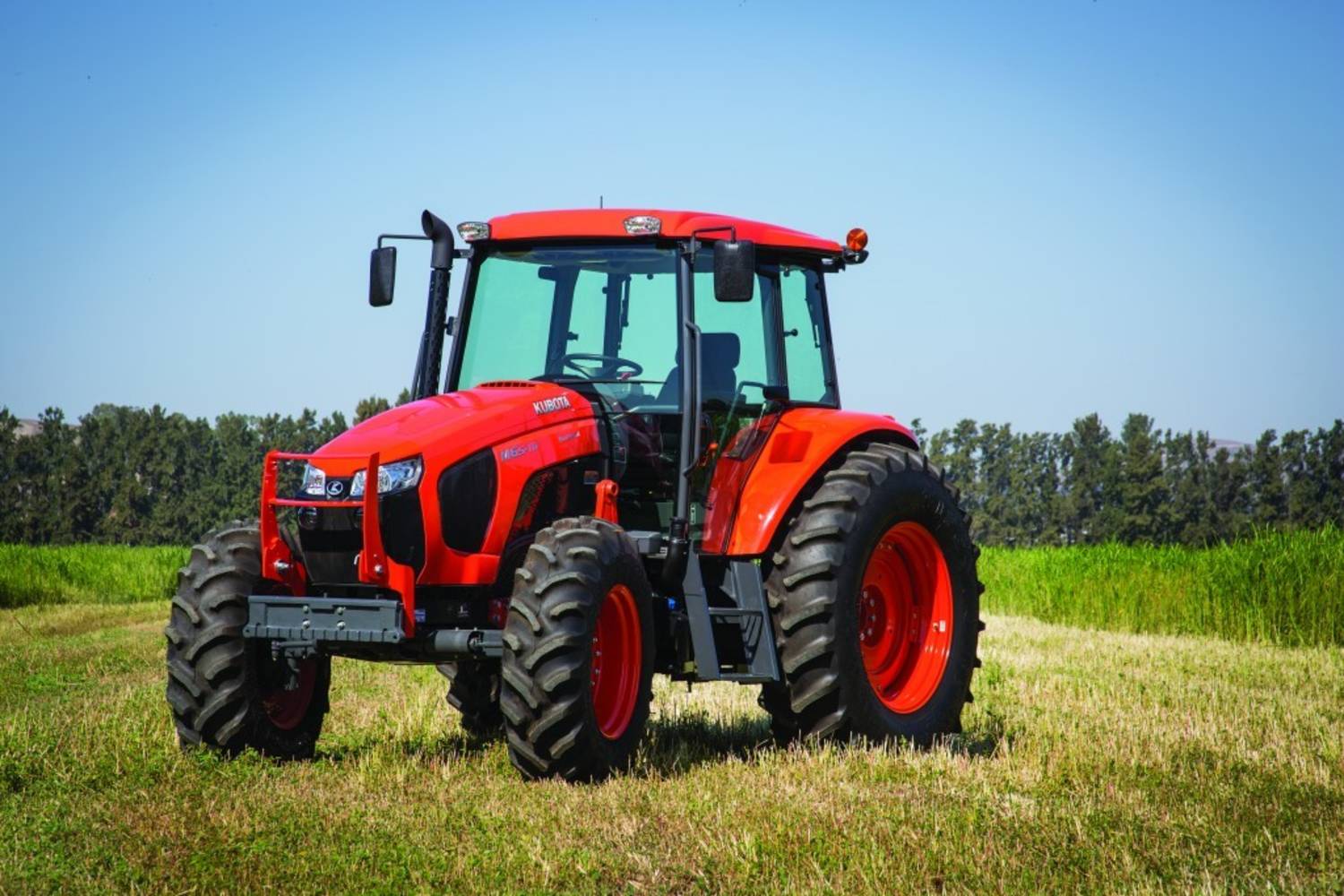 Kubota M6-Series Mid-Size Tractor: 97-133 HP - Blueline Manufacturing Co.