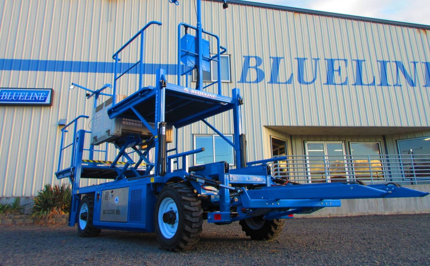 Blueline Narrow Orchard Harvesting Platform: OPH100N - Blueline ...