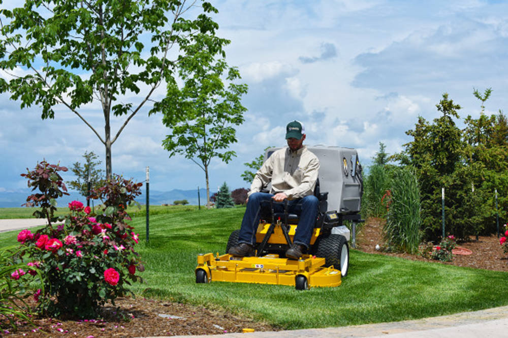 Walker Mowers: Explore The Walker Advantage - Blueline Manufacturing Co.