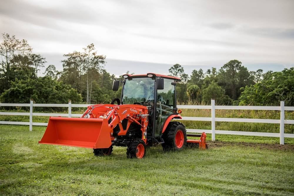 Kubota LX-Series Tractor: 24-30 HP - Blueline Manufacturing Co.
