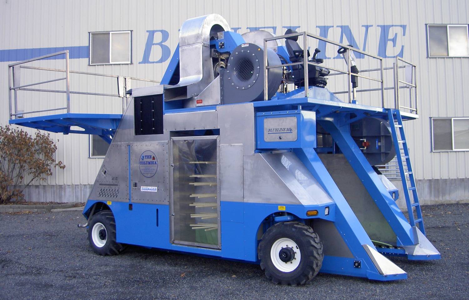 Blueline BH100 Berry Harvester: BH-100 - Blueline Manufacturing Co.